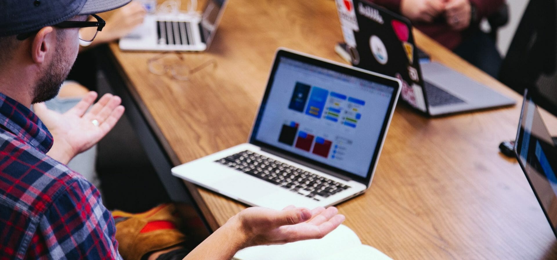 What is content curation in L&D and how to use it?